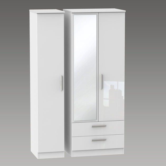 Chelsea tall Triple Mirrored Robe – House of Reeves